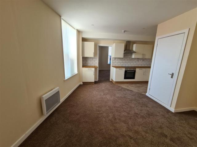 apartment for rent in Eastfield Road, Eastfield