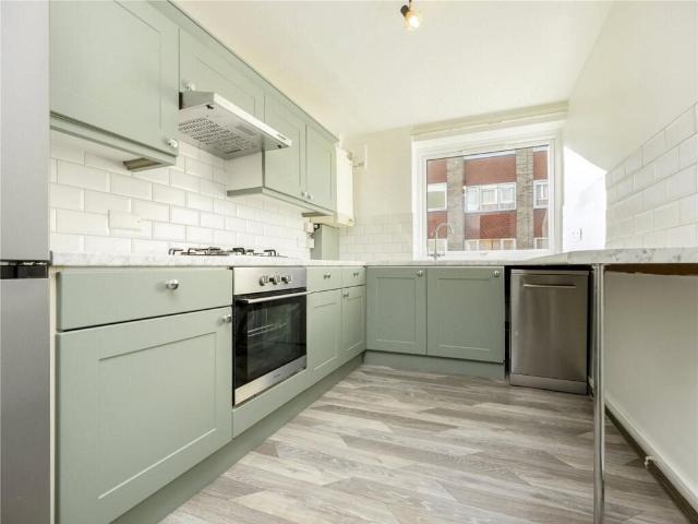 apartment for rent in Epsom Road, CR0 4NT