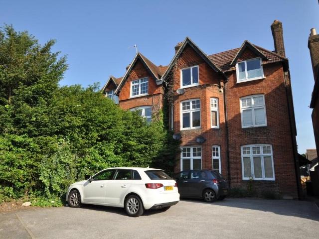 apartment for rent in Epsom Road, GU1 3LA