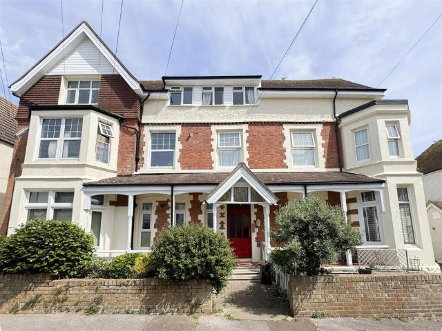 apartment for rent in Eversley Road, TN40 1HA