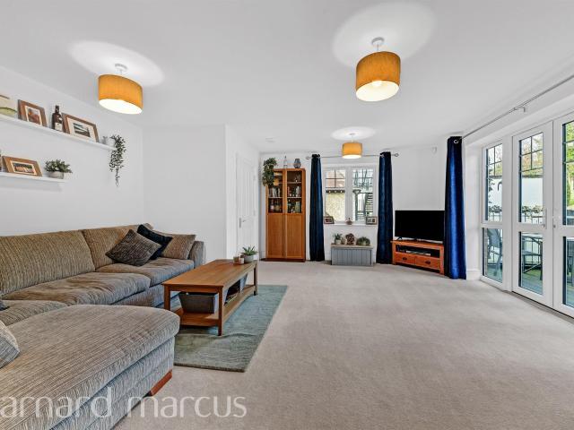 apartment for rent in Foxley Lane, Purley, Purley