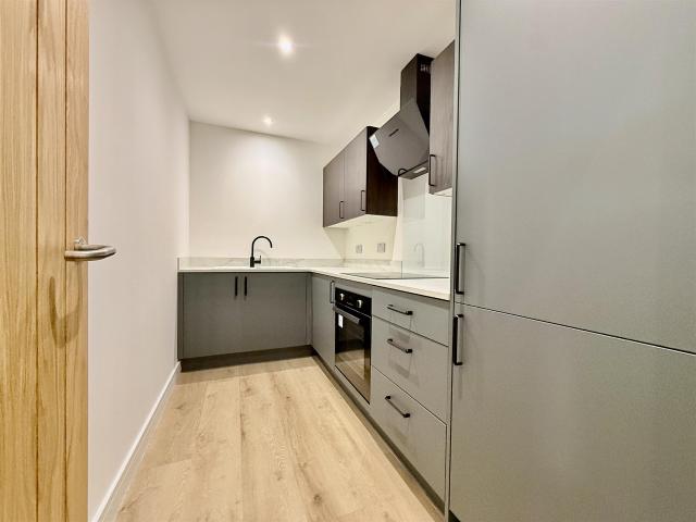 apartment for rent in Fore Street, Plymouth