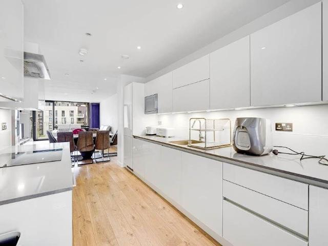 apartment for rent in Forrester Way, E15 1GL
