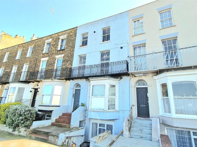 apartment for rent in Fort Crescent, Margate, Kent CT9 1HX