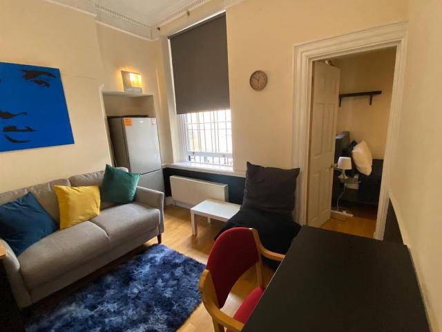 apartment for rent in, First Floor Craven Street, Charing cross, London, WC2N