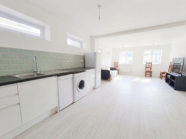 apartment for rent in Flat 4, Harrow, HA1 2BQ