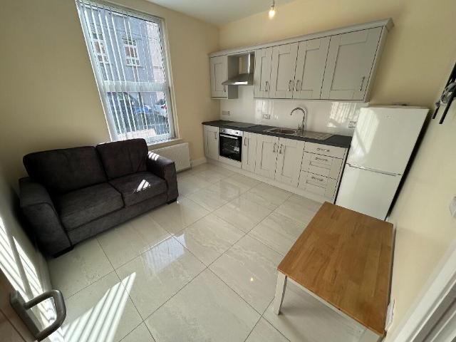 apartment for rent in Flat 1, 30 Magdala Street, Belfast, BT7 1PU
