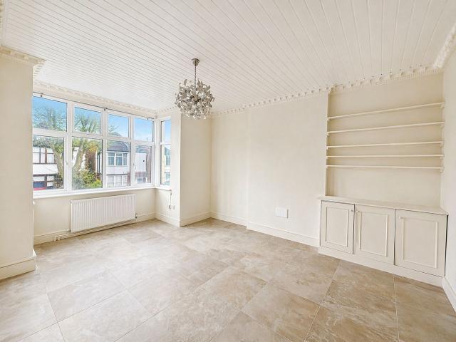 apartment for rent in Flat 2, 20 Chichele Road, London, NW2 3DA