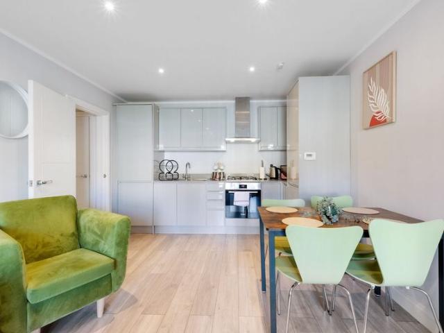 apartment for rent in Flat, West Wycombe Road, High Wycombe