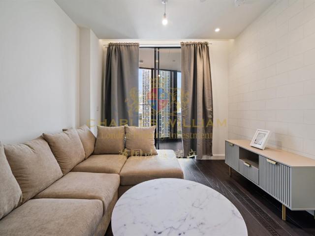 apartment for rent in Flat, Bondway, London