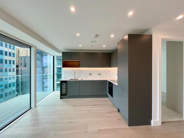 apartment for rent in flat Goldsmith Apartments, Brigadier Walk, London