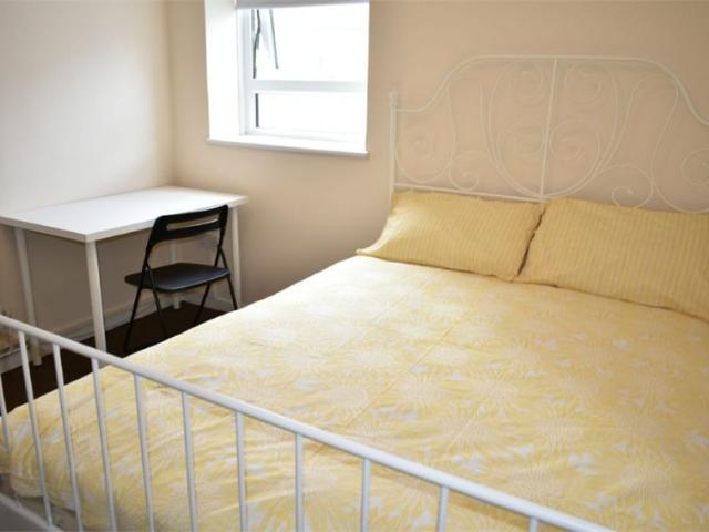 apartment for rent in * FLAT SHARE *, Mile End / Bow, London