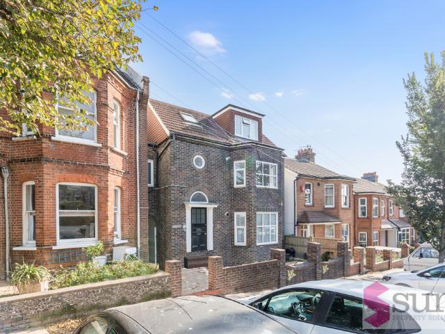 apartment for rent in Freshfield Road, Brighton, East Sussex
