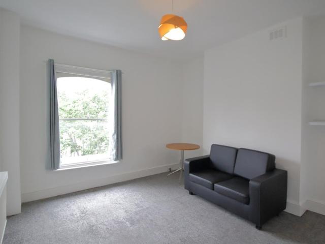 apartment for rent in Kellett Road, Brixton