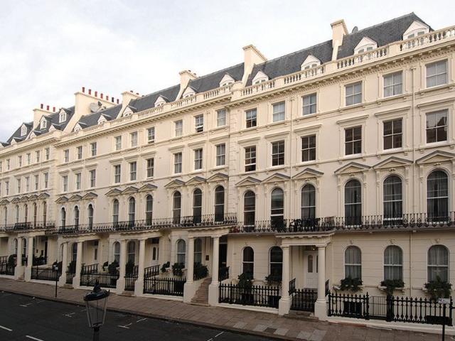 apartment for rent in Kensington 4 Bedroom Fully Furnished Luxury Apartment