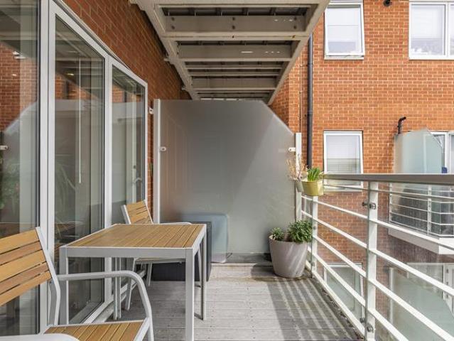 apartment for rent in Kingston Road, SW20