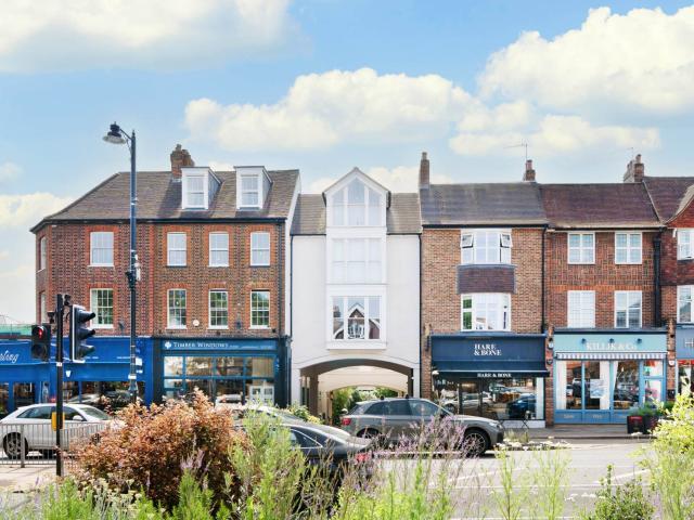 apartment for rent in kings georges walk esher