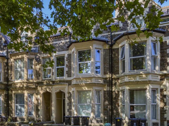 apartment for rent in Howard Gardens, Cardiff, CF24 0EF