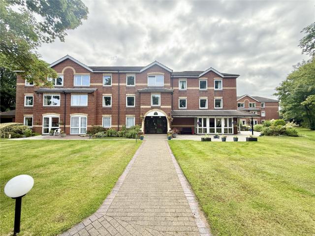 apartment for rent in Homechase House, Birkdale, PR8 2DG