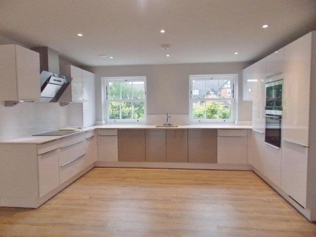 apartment for rent in Honeysuckle Mews, Hemnal Street, Epping, CM16 4LN
