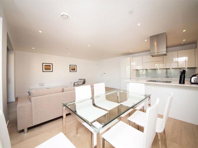 apartment for rent in Horizons Tower, Canary Wharf