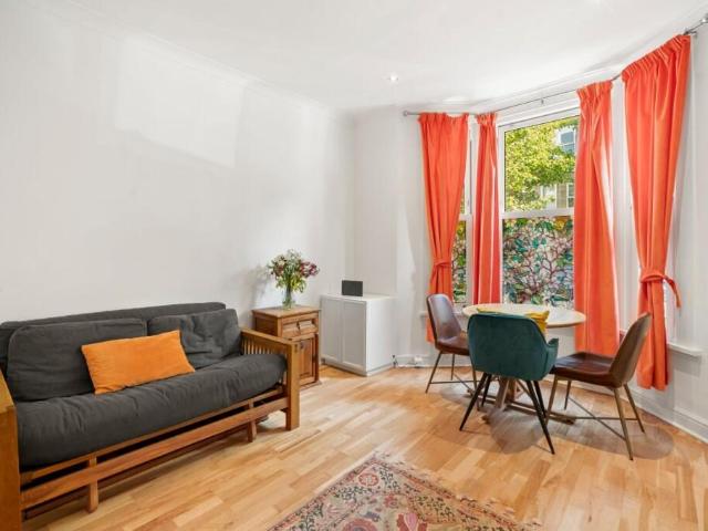 apartment for rent in Hormead Road, W9 3NG