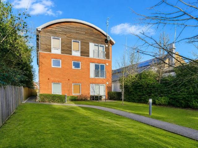 apartment for rent in Hatfield Road, AL1 4JG