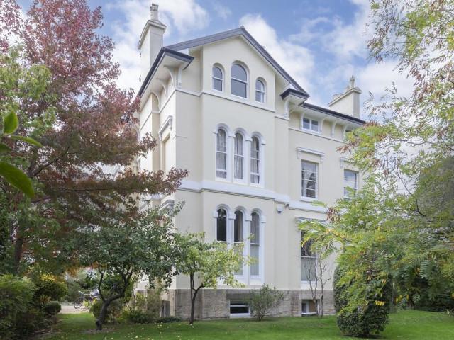 apartment for rent in Hatherley Road, GL51 6EQ