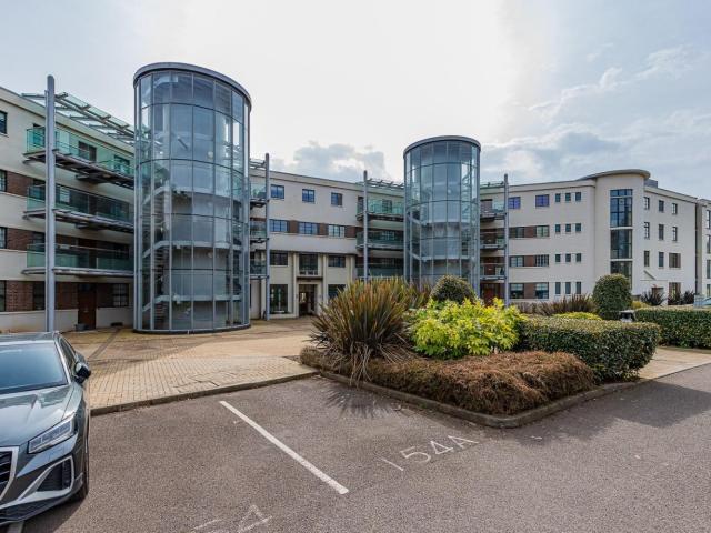 apartment for rent in Hayes Road, Penarth, CF64 5QG