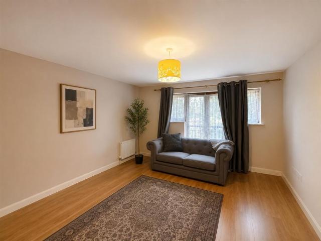 apartment for rent in Hale End Road, E17 4DX