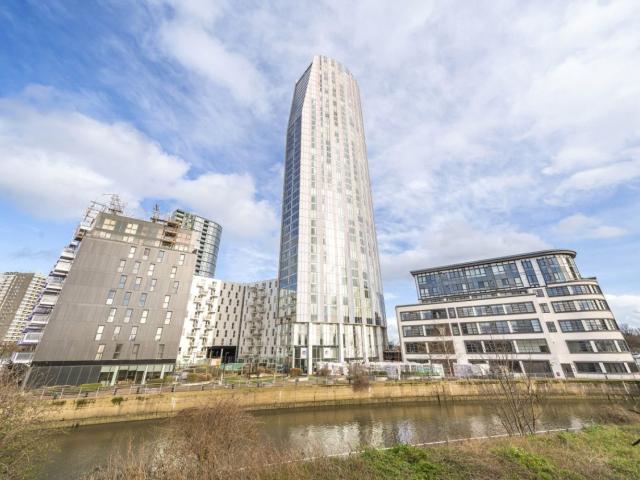 apartment for rent in Halo, 158 High Street, London, E15 2FY