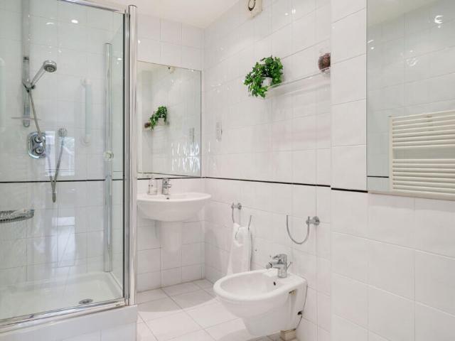 apartment for rent in Hall Road, NW8 9PN
