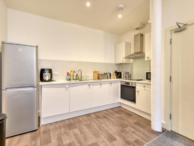 apartment for rent in Hartley Road, NG7 3BB