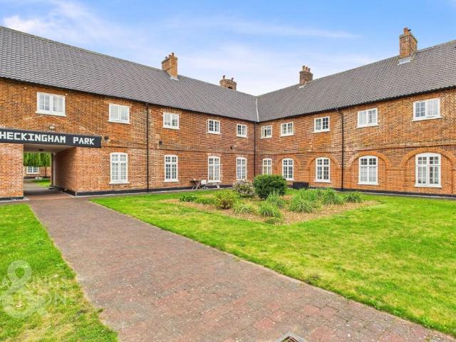 apartment for rent in Heckingham Park Drive, NR14 6FJ