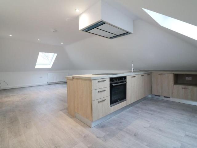 apartment for rent in Hedworth Avenue, EN8 8AP