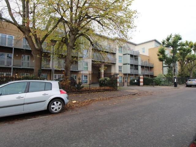 apartment for rent in Hibernia Road, TW3 3RJ