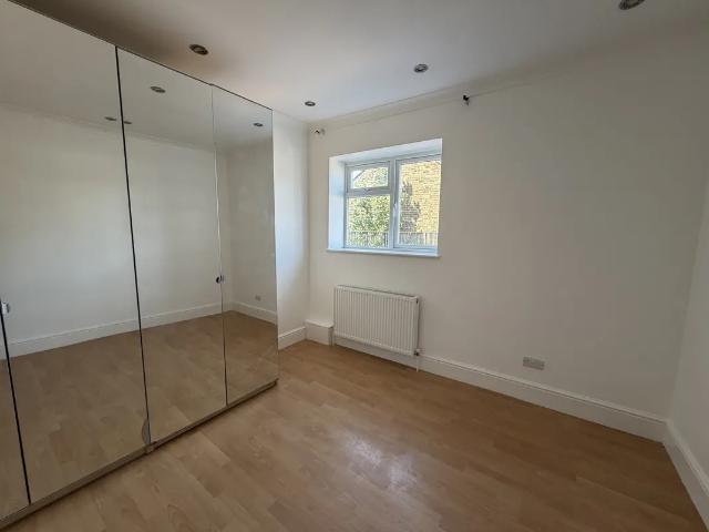 apartment for rent in High Road