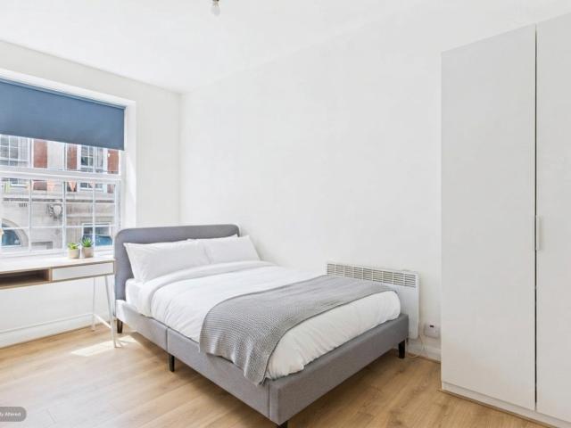 apartment for rent in High St, Ramsgate, Kent, CT11