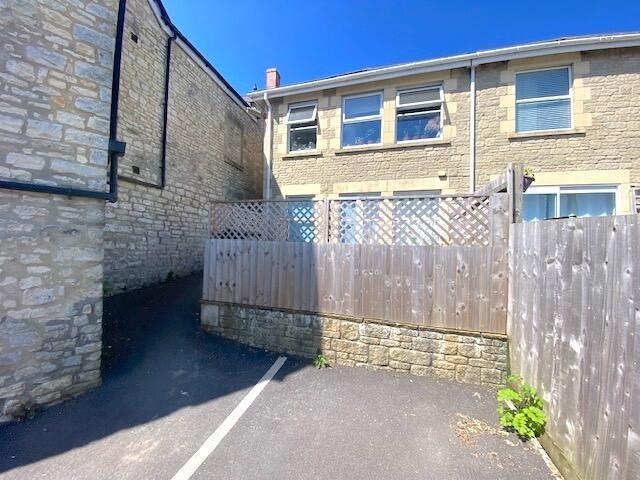 apartment for rent in High Street, BS39 7NW