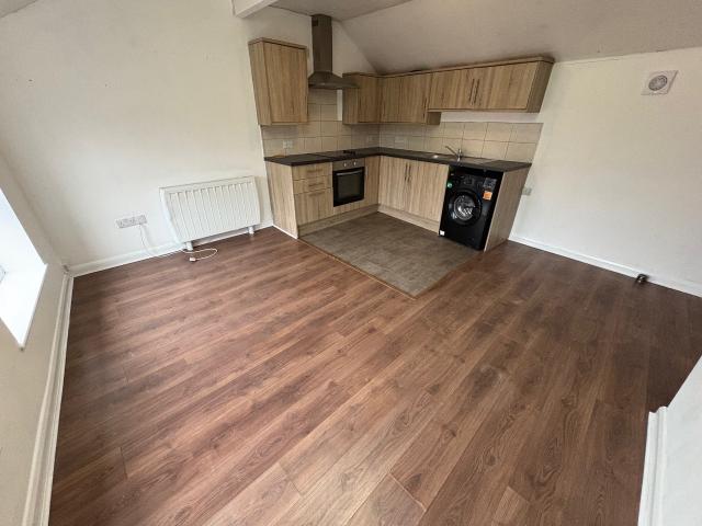 apartment for rent in High Street, Hucknall, NOTTINGHAM, NG15 7AX