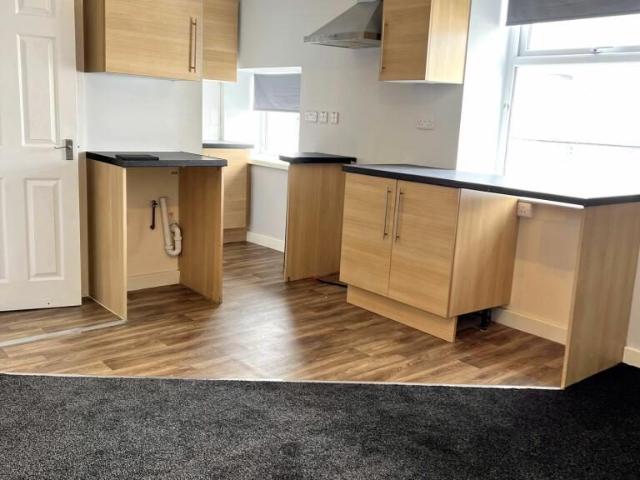 apartment for rent in High Street, LL71 8EA