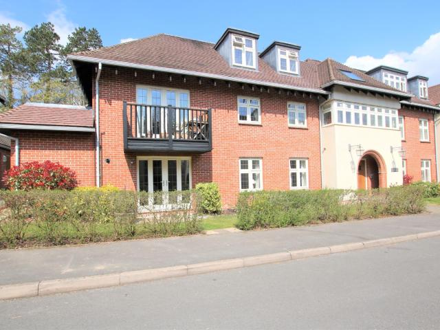 apartment for rent in highcroft road, winchester