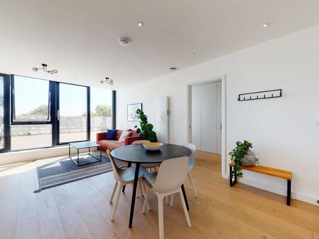 1 bedroom flat to rent on Highgate Hill, London