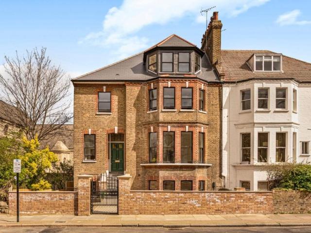 apartment for rent in Hillmarton Road, N7 9JE