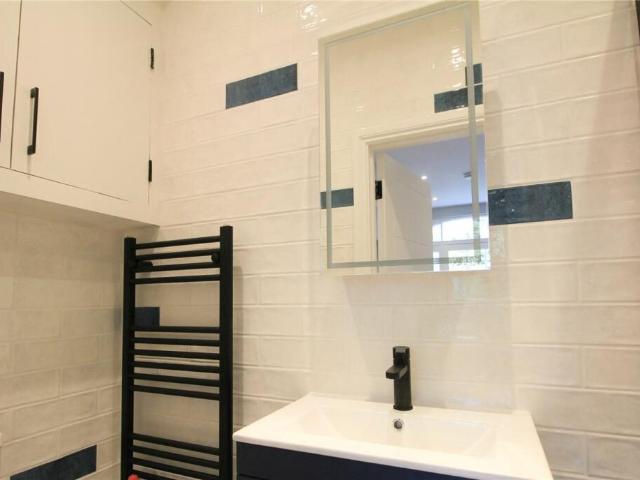 apartment for rent in Hillcourt Road, GL52 3JL