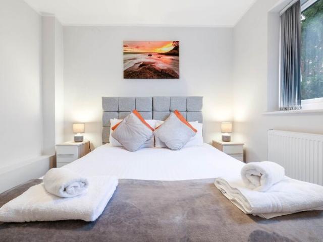 apartment for rent in HP12 W Wycombe 247 1
