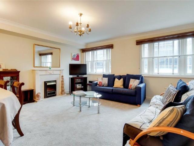 apartment for rent in Hugh Street, SW1V 1RR