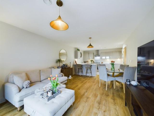 apartment for rent in Institute Road, SL6 0FD