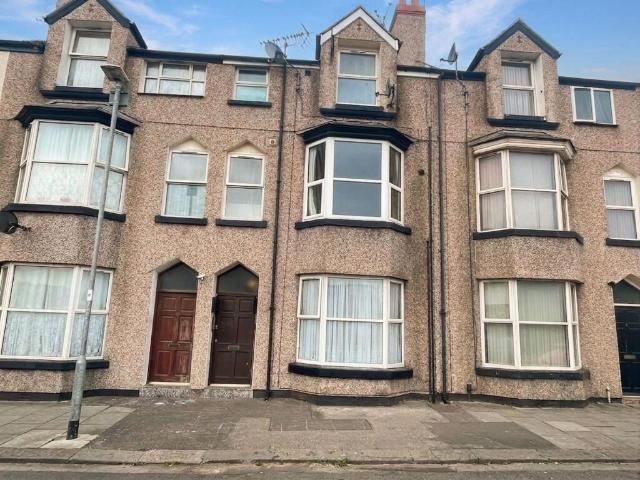 apartment for rent in John Street, LL18 1PW