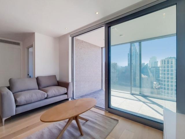 2 bedroom flat to rent on Jasper Walk, London